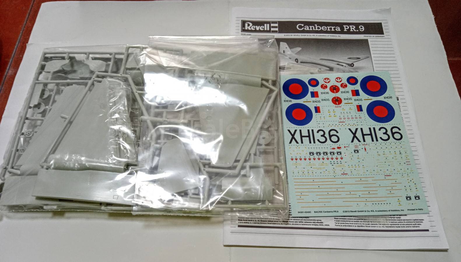 Canberra PR9 Revell 1/72 | Аукцион масштабных и сборных моделей