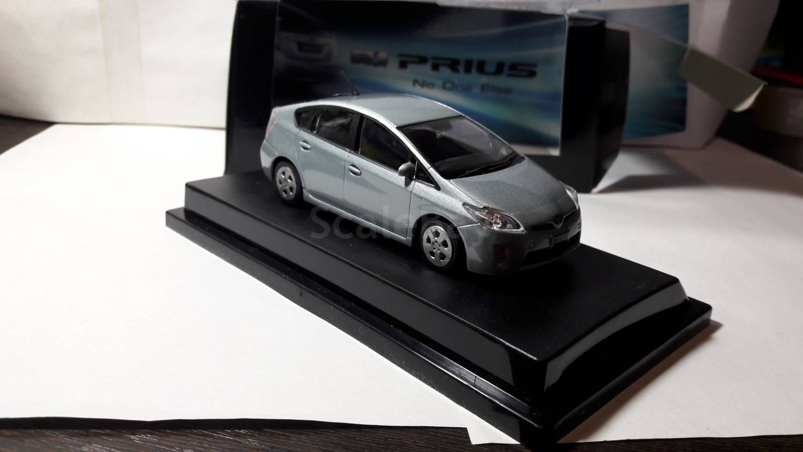 Toyota PRIUS | Аукцион масштабных и сборных моделей