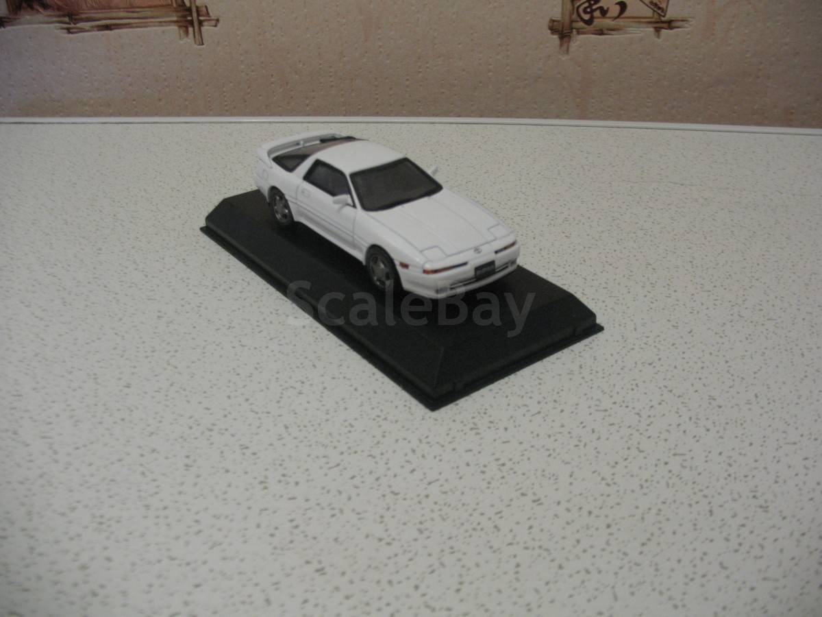 TOYOTA SUPRA 2.5 TWIN TURBO R (JZA70) WHITE Масштабная модель 1/43 ...
