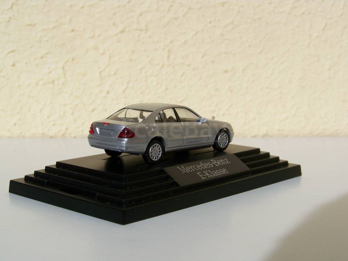 Mercedes Benz E-Klasse (W211) 2001 1/87 Wiking | Аукцион масштабных и ...