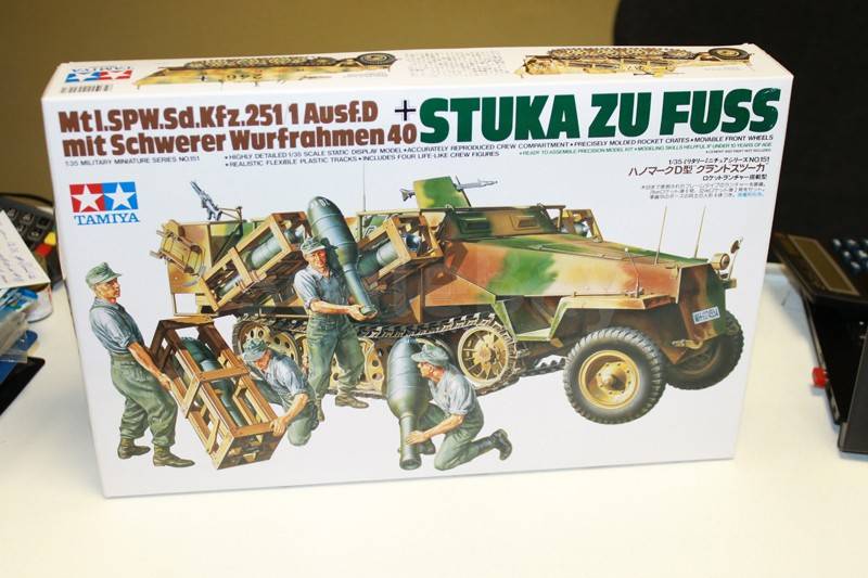 35151 Sd.Kfz. 251/1 Ausf.D ’STUKA ZU FUSS’ с 4 фиг. 1:35 Tamiya ...