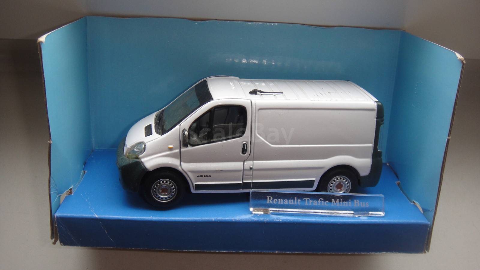 RENAULT TRAFIC MINI BUS CARARAMA ТОЛЬКО МОСКВА | Аукцион масштабных и ...