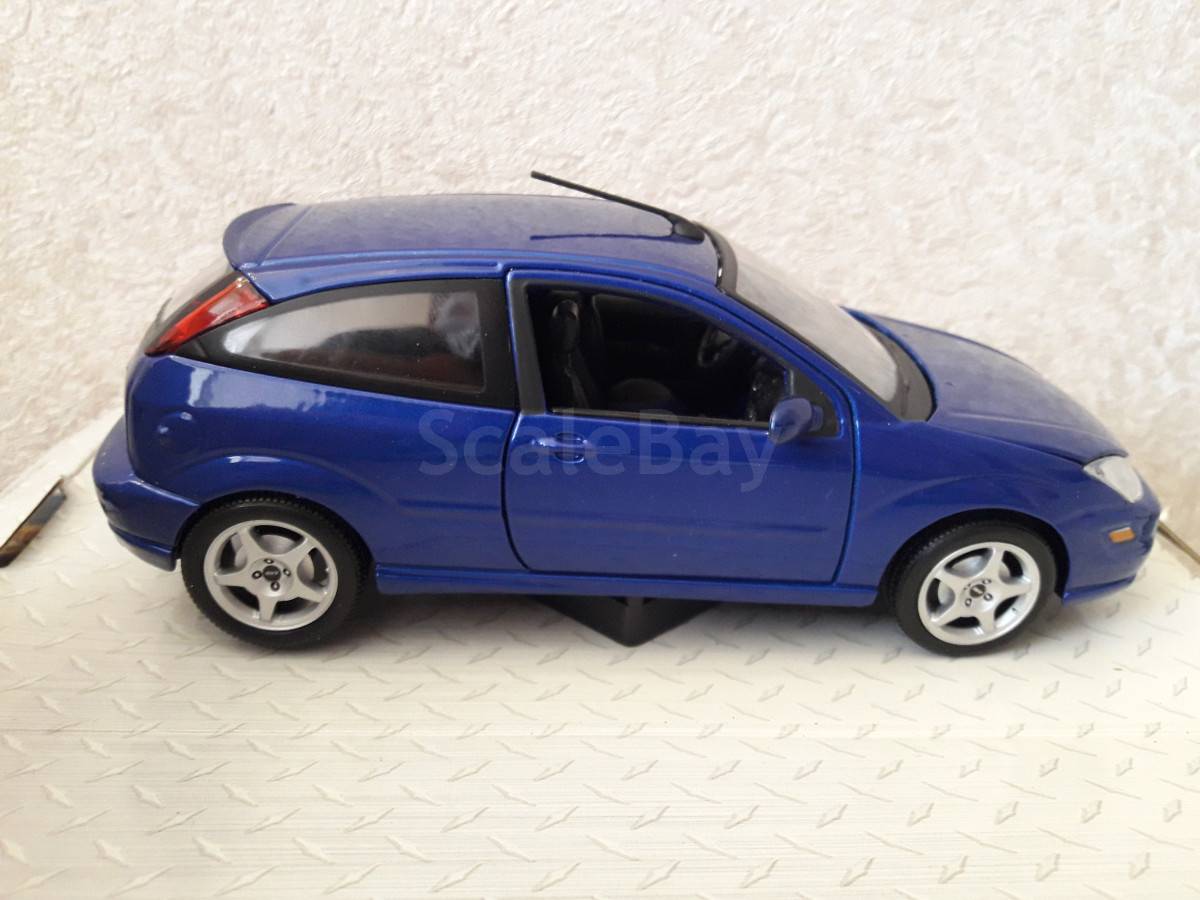 Ford Focus SVT | Аукцион масштабных и сборных моделей