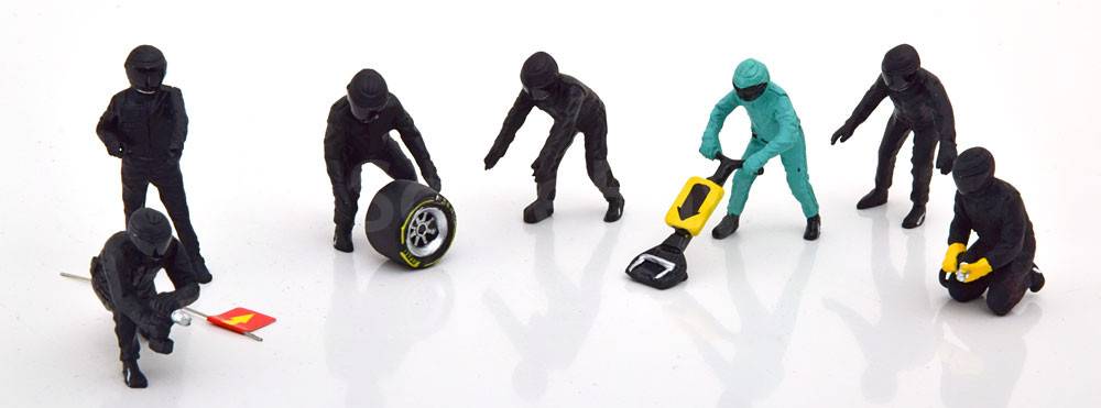 1:43 — Mercedes AMG Pit Crew Set 7 figurines | Аукцион масштабных и ...