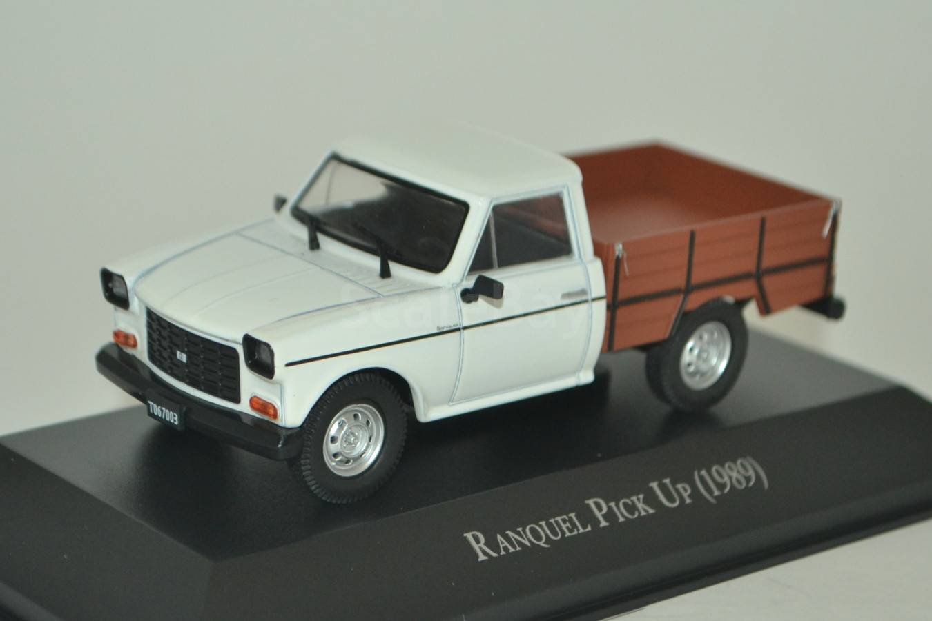 Renault Ranquel Pick-Up | Аукцион масштабных и сборных моделей