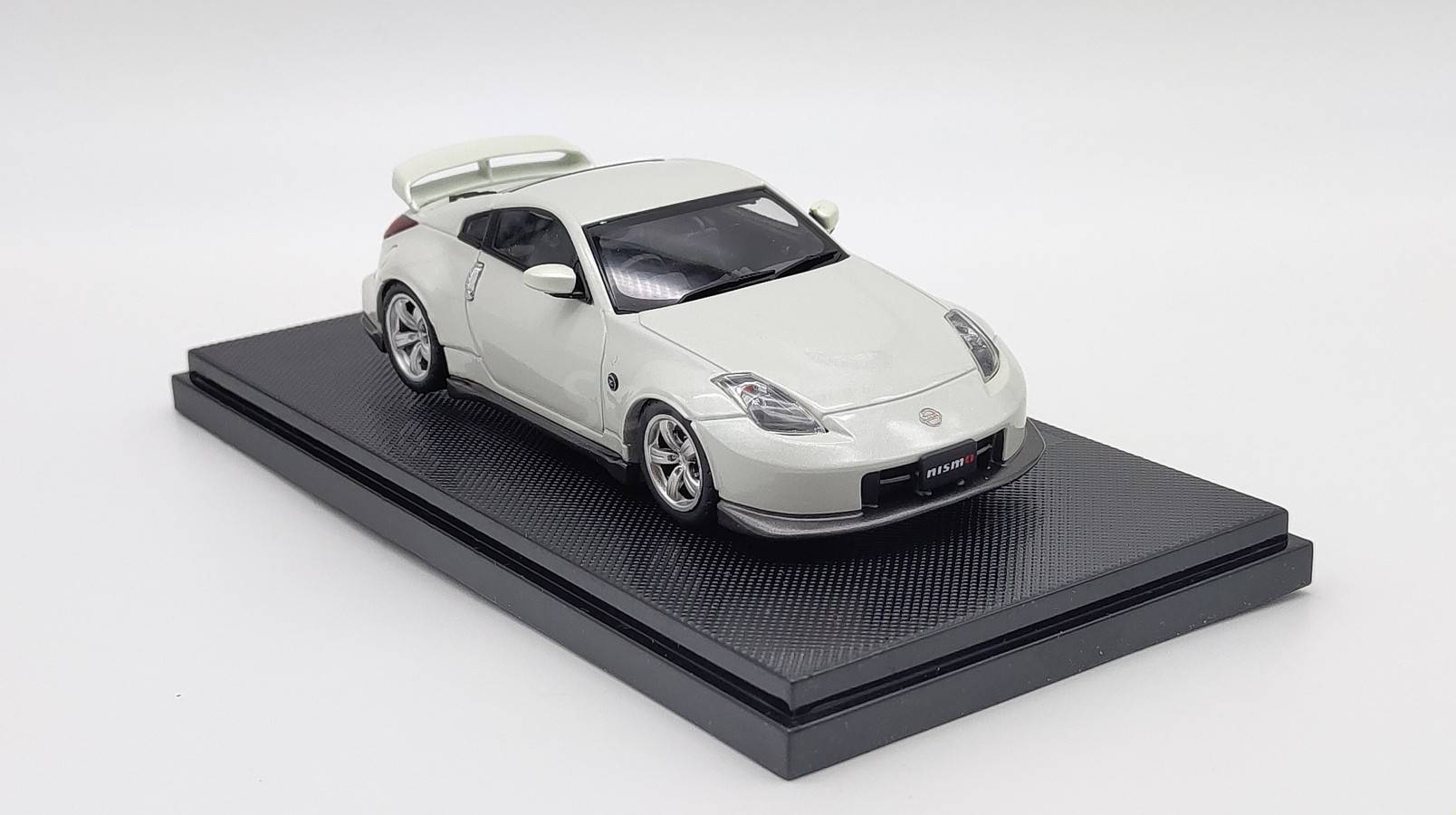 Nissan Fairlady Z 2007 Z33 Nismo 380RS [EBBRO] 1/43 | Аукцион масштабных и сборных моделей