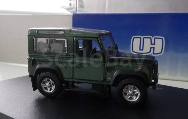 1:43 Land Rover Defender 90 SW Epsom Green Universal Hobbies ref 1240 ...