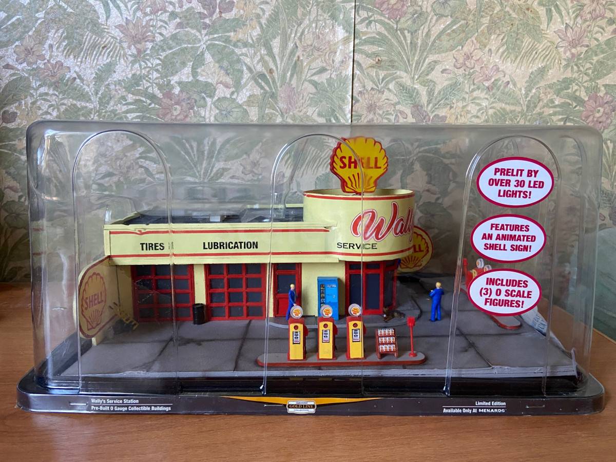 Wally’s Shell Gas & Service Station MENARDS | Аукцион масштабных и ...