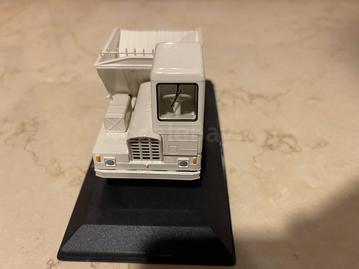 Dutra DR-50 Дутра Тракторы: история, люди, машины | Аукцион масштабных ...