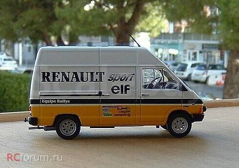 Renault Trafic P1200 #32 - IXO 1/43 | Аукцион масштабных и сборных моделей