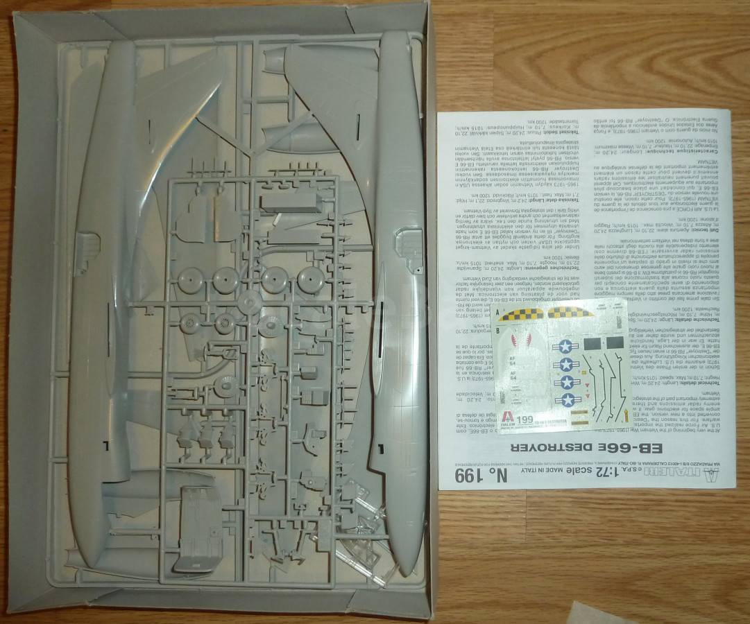 Douglas EB-66 Destroyer | Аукцион масштабных и сборных моделей