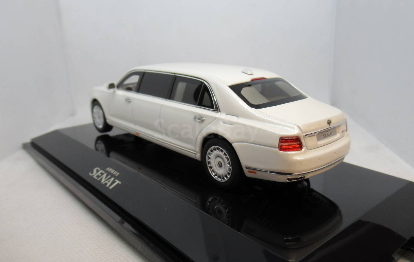 Модель Aurus Senat Limousine (2018) 1/43 DiP Models | Аукцион ...