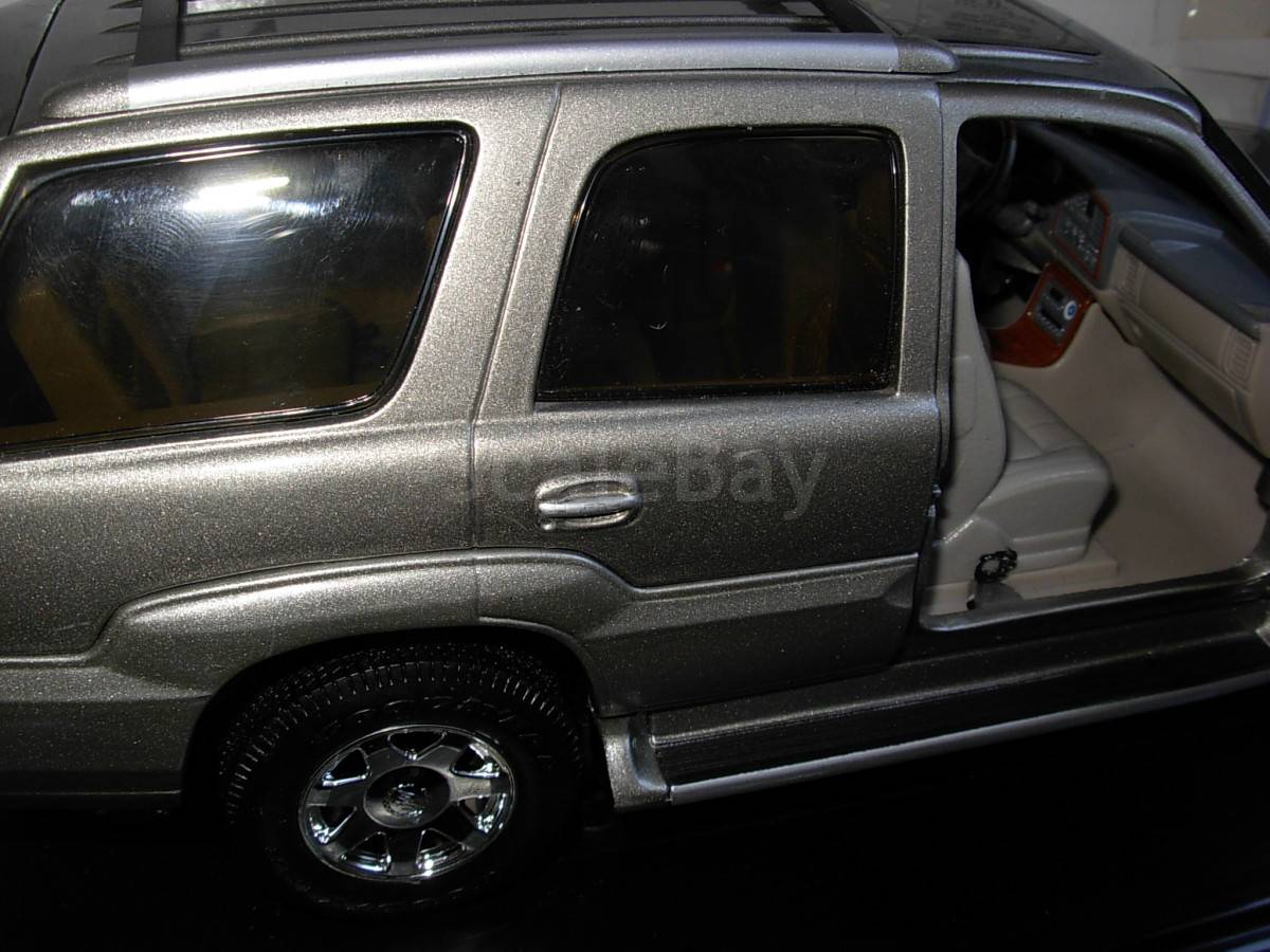 модель 1/18 Cadillac Escalade 2002 Anson металл 1:18 | Аукцион ...