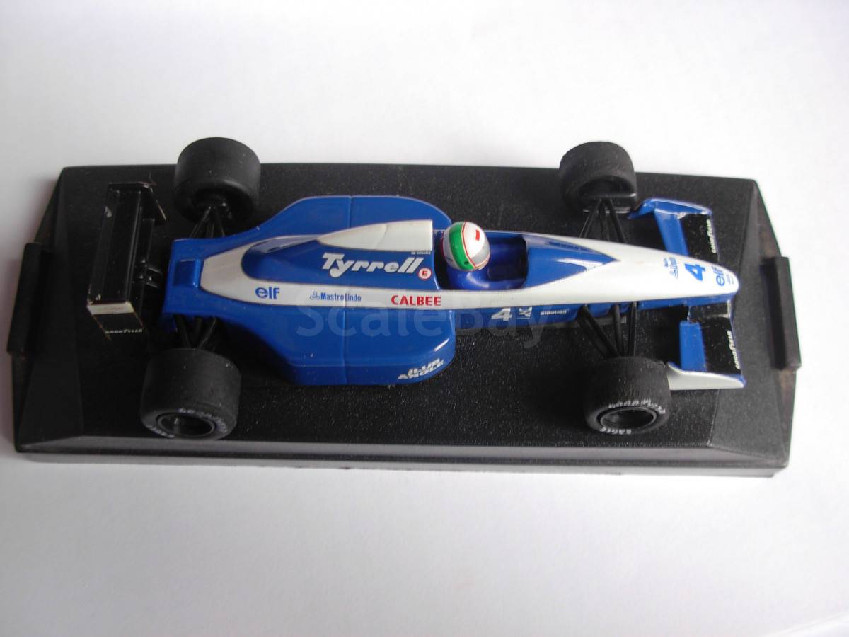 модель 1/43 Формула1 F1 Tyrrell 020B 1992 Andrea De Cesaris Onyx металл ...