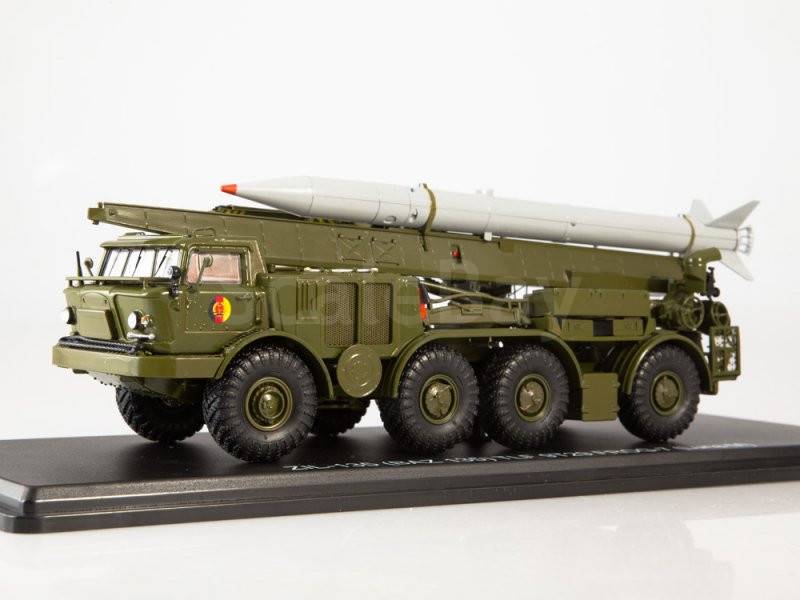 ZIL-135 (BAZ 135) TLF 9T29 FROG-7 (LUNA-M) | Аукцион масштабных и ...