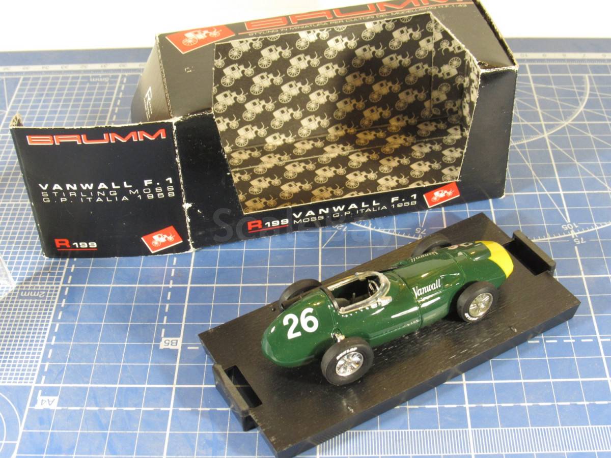 F1 Vanwall 1958 R199 1/43 Brumm | Аукцион масштабных и сборных моделей