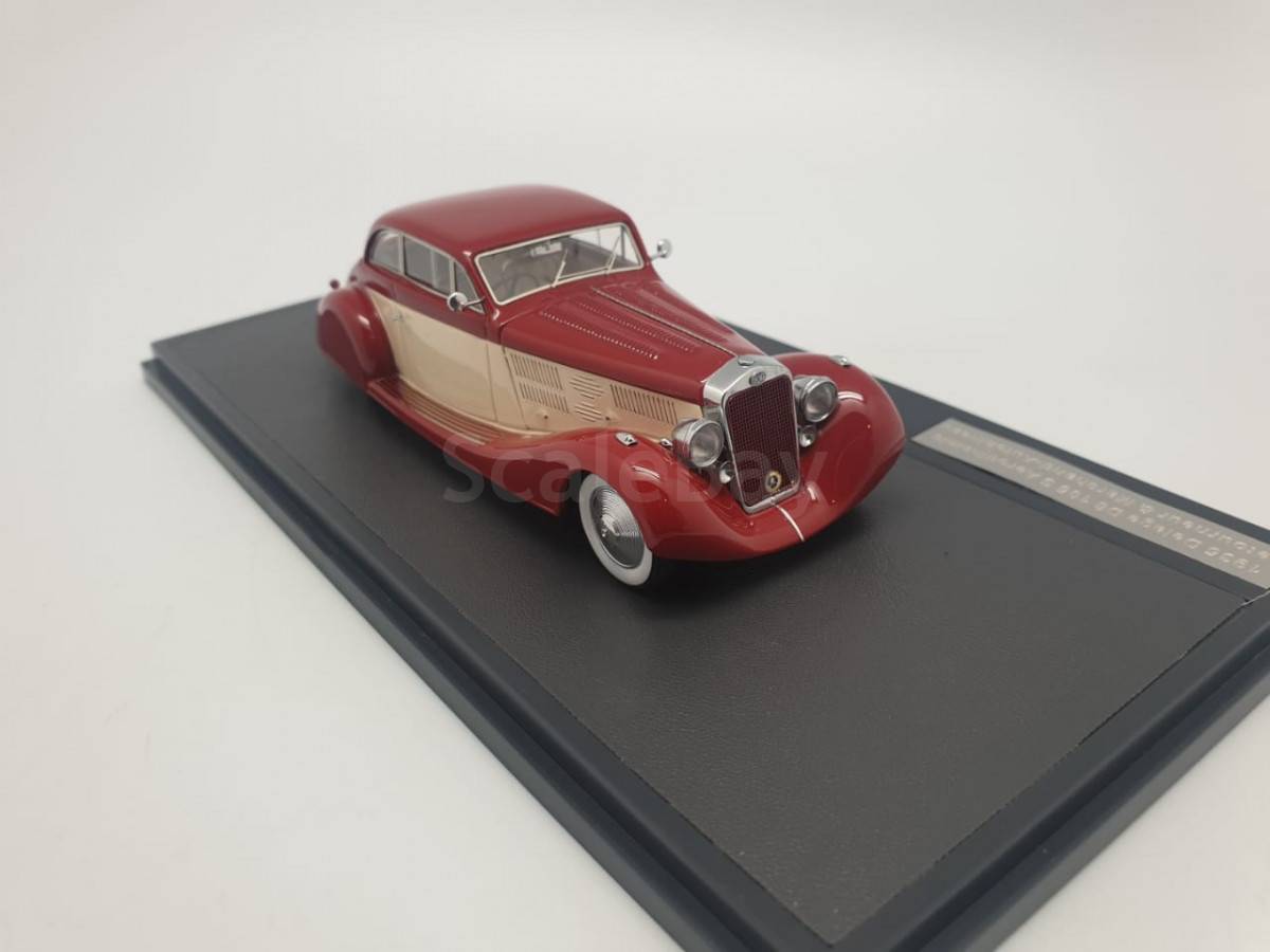 DELAGE D8 105S Aerodynamic Coupe (1935), maroon / white. Matrix ...