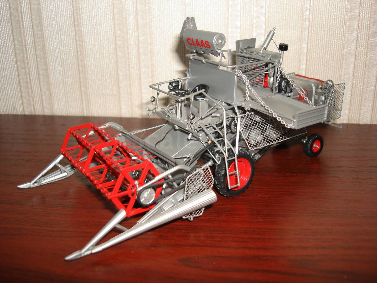 комбайн Claas Senator | Аукцион масштабных и сборных моделей