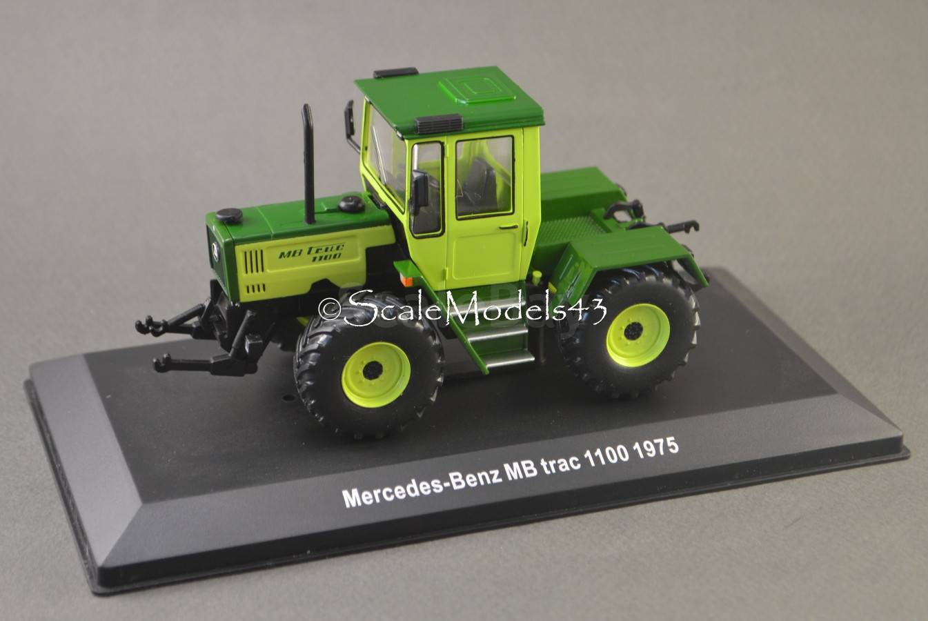 Mercedes-Benz MB Trac 1100 | Аукцион масштабных и сборных моделей