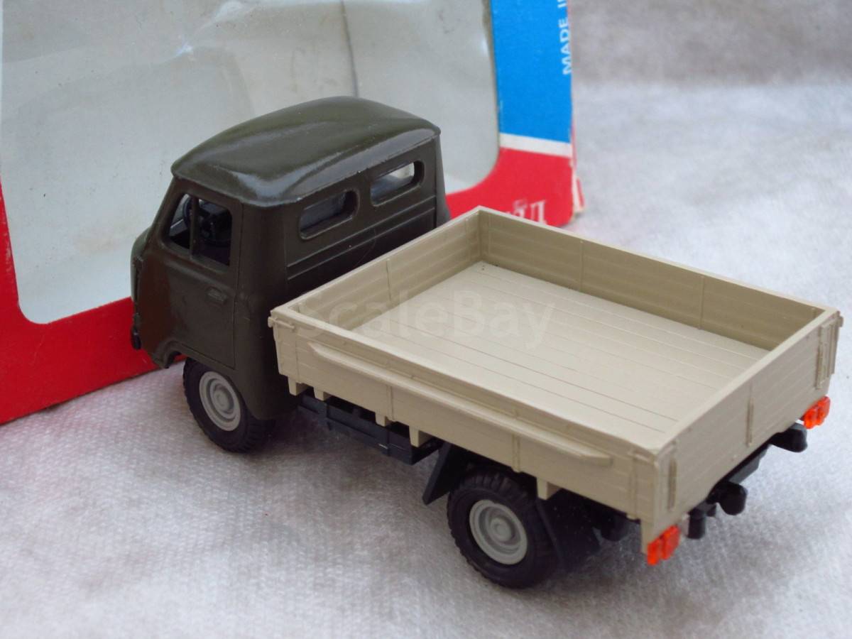 УАЗ-452Д бортовой 1/43 Русская Миниатюра, 1993 год | Аукцион масштабных ...