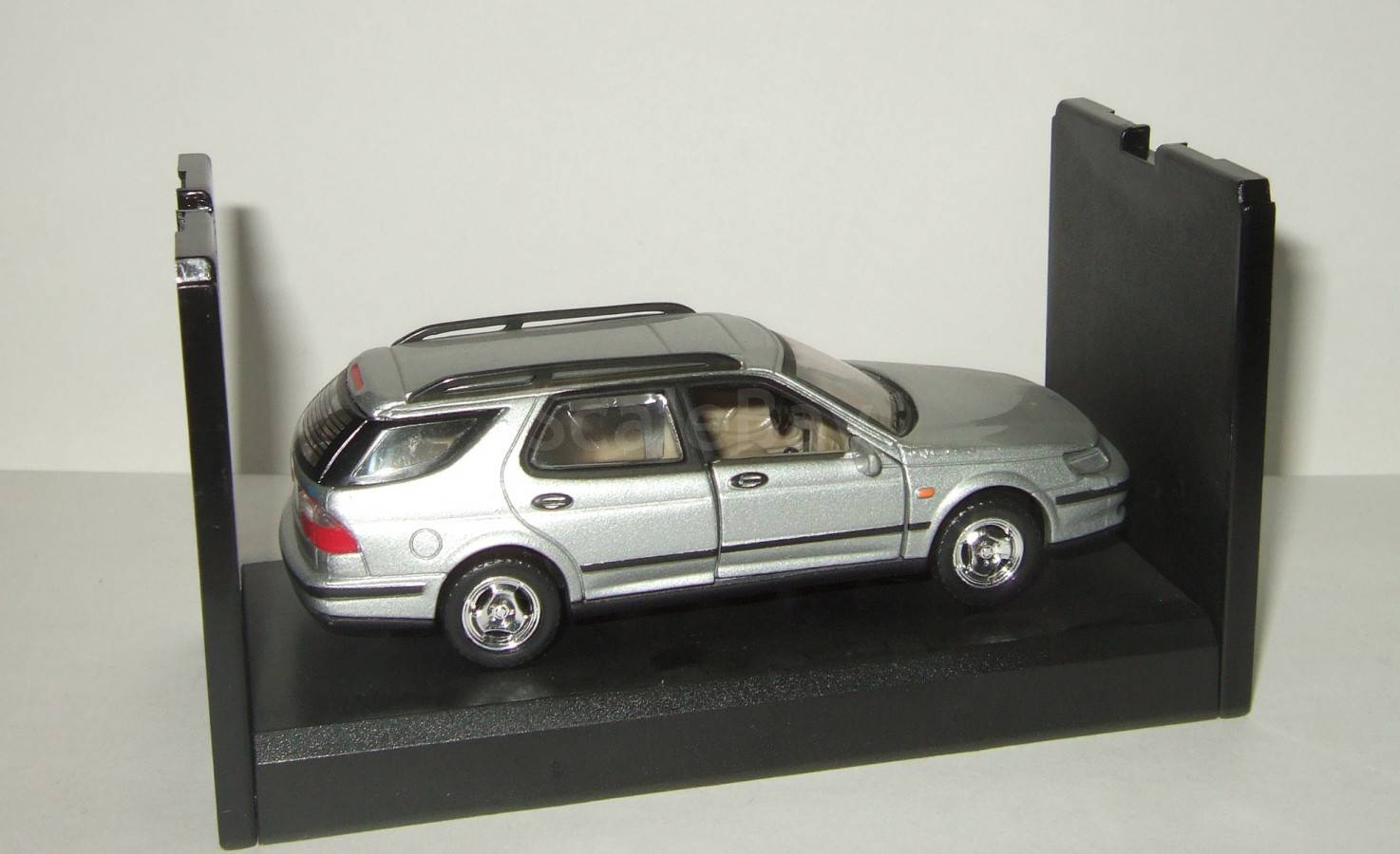 Сааб Saab 9 5 Estate 1996 Cararama Hongwell 1:43 Ранний Открываются ...