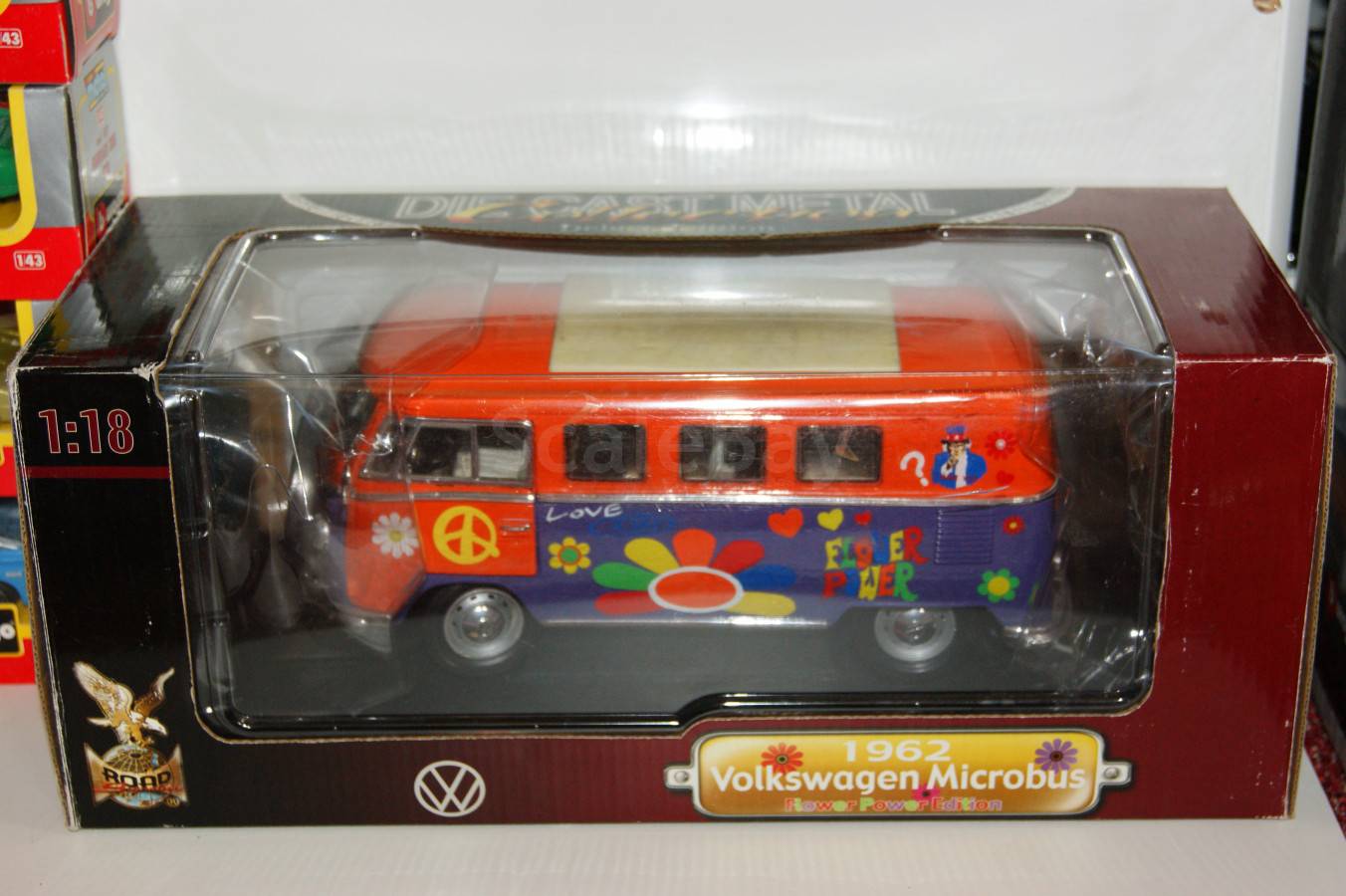 Road Signature VW Microbus 1962 Flower Power Edition 1:18 | Аукцион ...