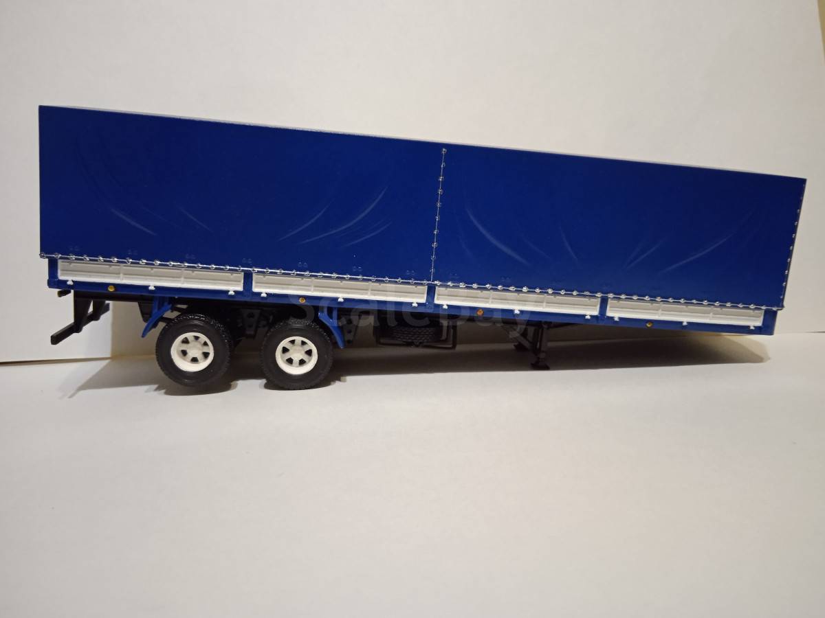 Полуприцеп МАЗ-93971 | Аукцион масштабных и сборных моделей