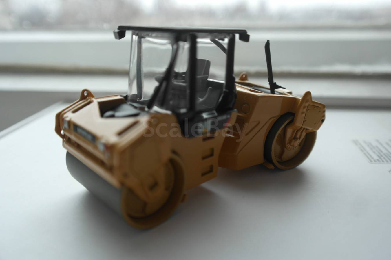 1/50 дорожный каток Caterpillar Cat CB-534D XW | Аукцион масштабных и ...
