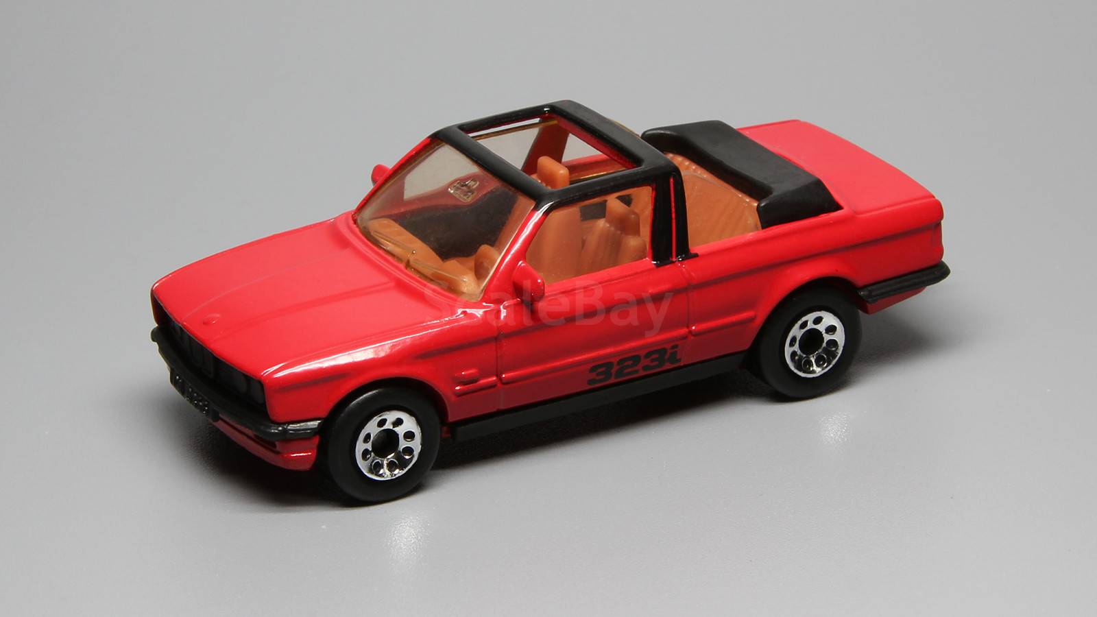Matchbox BMW 323i красный 1/64 | Аукцион масштабных и сборных моделей