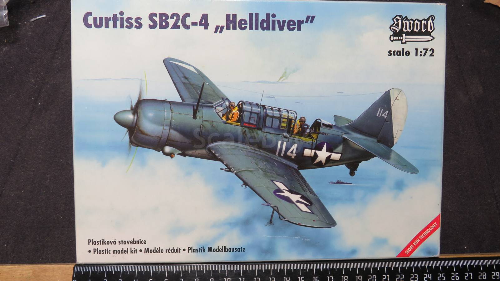 Curtiss SB2C-4 HellDiver Sword 1/72 возможен обмен | Аукцион масштабных ...