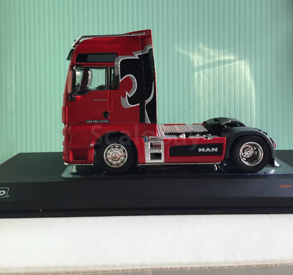 MAN TGX XXL Lion Pro Edition 2018 1:43 IXOmodels | Аукцион масштабных и ...