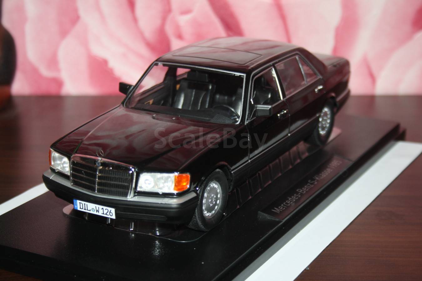 Mercedes-Benz 560 SEL S-Class (W126) 1985 1:18, iScale | Аукцион ...