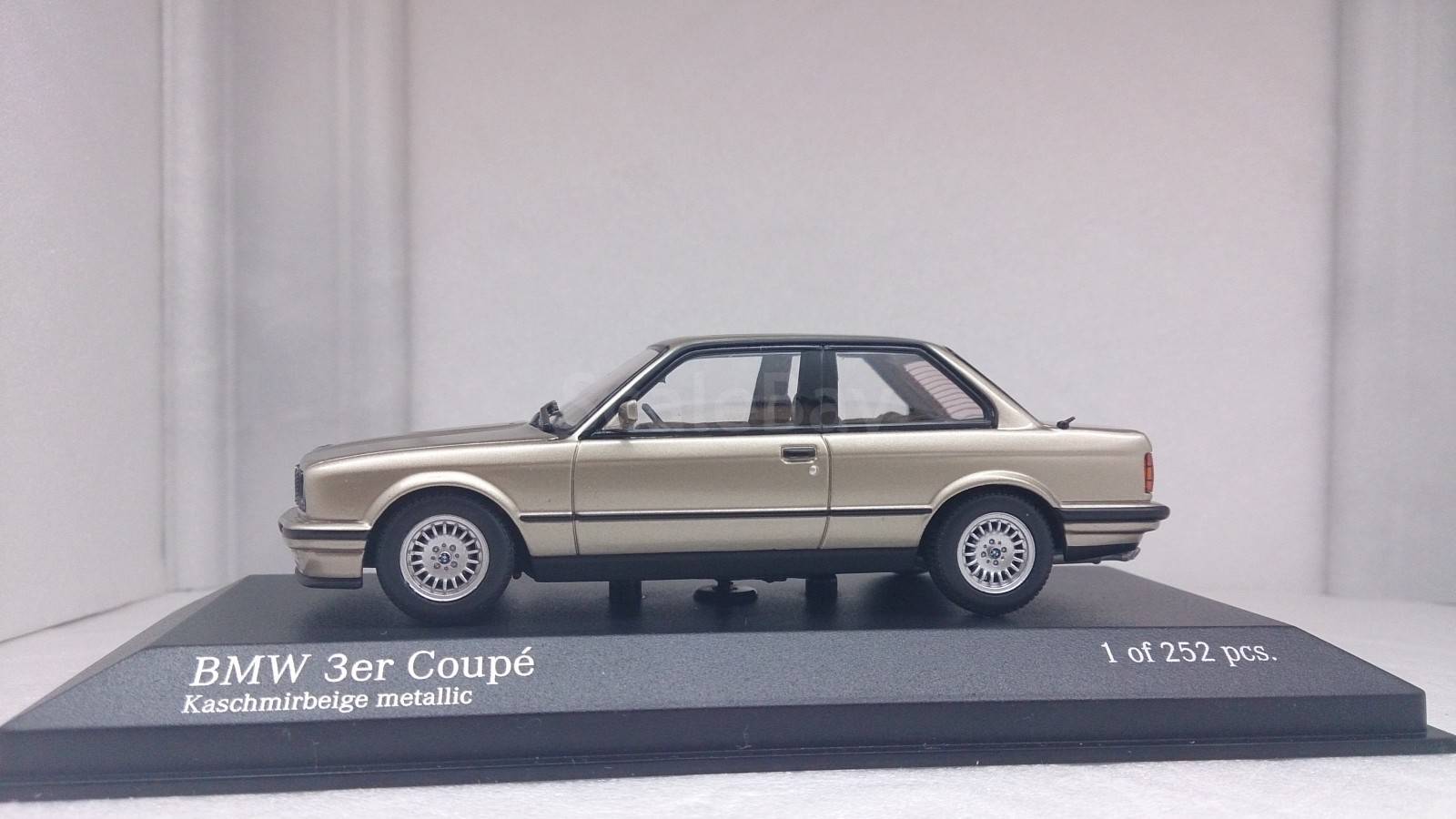 BMW 3er E30 Coupe 1989 beige metallic | Аукцион масштабных и сборных ...
