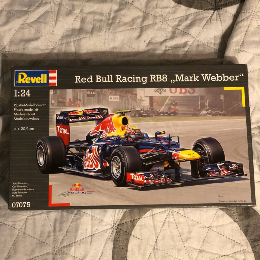 Revell 07075 1:24 Red Bull Racing RB8 ’Mark Webber’ | Аукцион ...