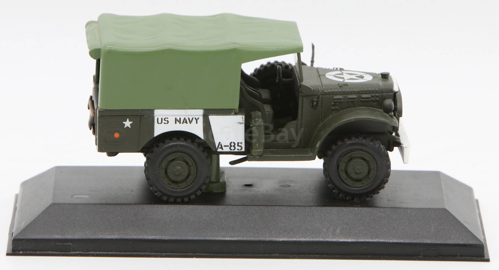 Dodge WC 51 - U.S. Navy - 1945 - модель 1/43 Victoria серии New Vitesse ...